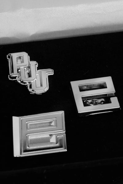 LES PINS JPLE – Pièces Uniques